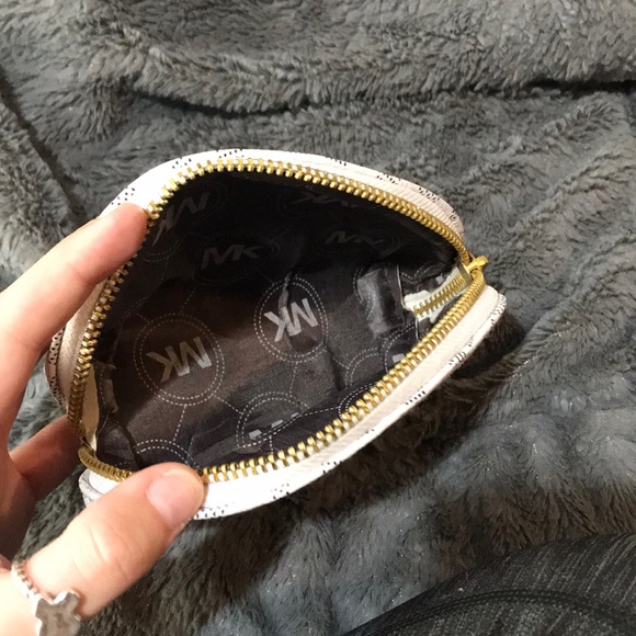 Michael Kors | Bags | Michael Kors Pouch | Poshmark